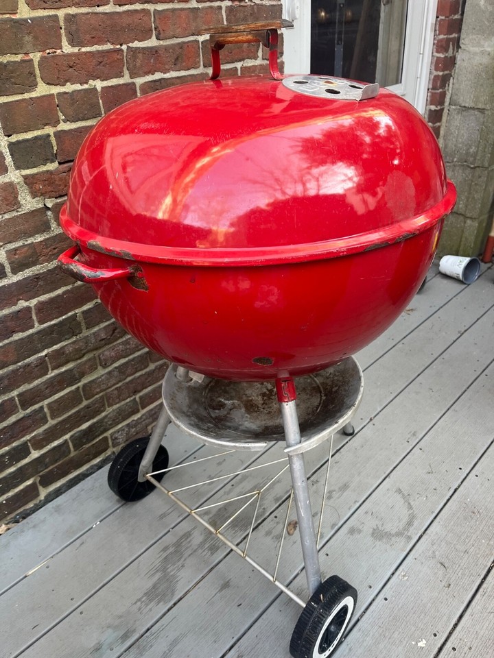 Vintage 1980 Red Weber Kettle Grill 22 | eBay