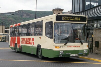 Bus Photo - Yorkshire Rider Halifax 8607 K607HUG Scania Alexander ...