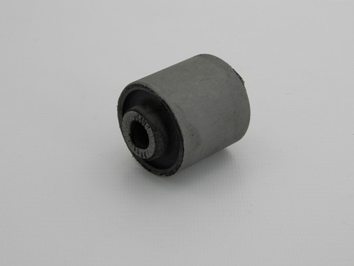 Buchse Querlenker ZTT-MS-007K OE zu Vergl.: 4113A062 HINTEN für ...