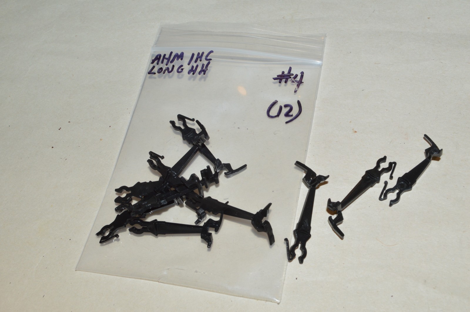 HO scale IHC AHM Rivarossi horn hook coupler for heavyweight passenger ...