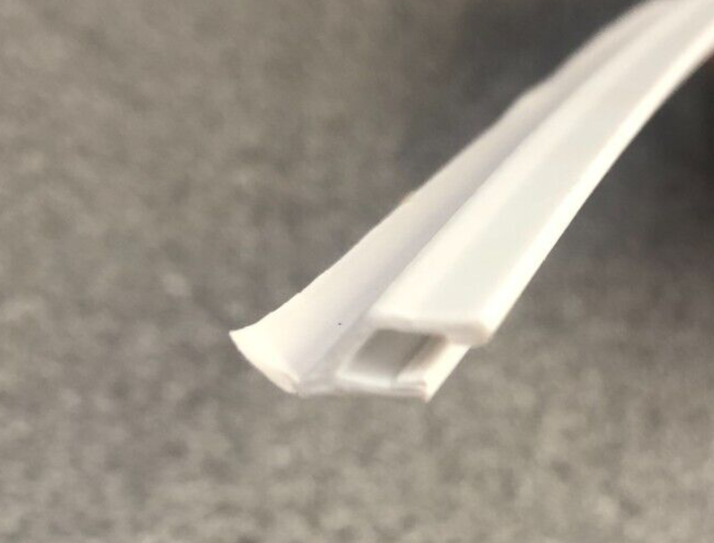 Bailey Alu Tech Caravan Motorhome White Plastic External Gasket Trim 2 ...