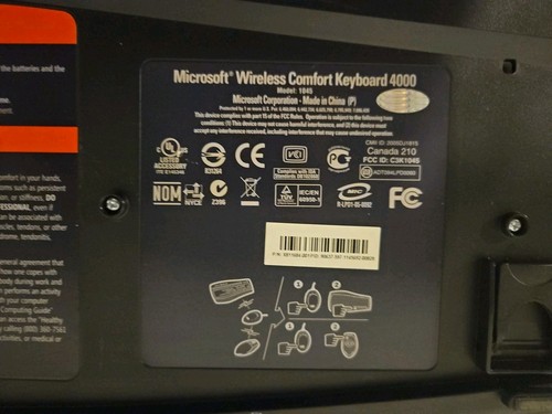 Microsoft 4000 Natural Ergonomic Keyboard with riser model number 1045 ...