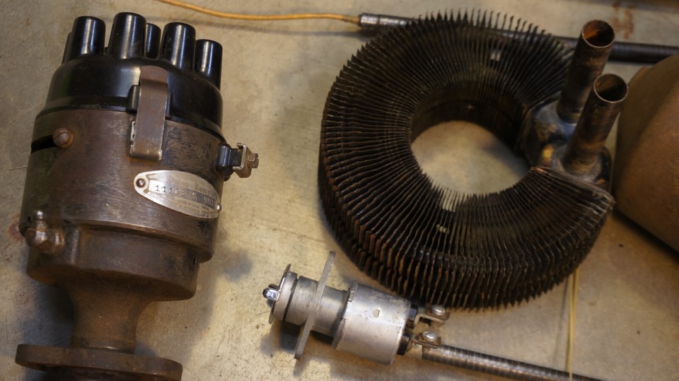 Various 1941 Buick parts; ignition, horns, engine, heater, trunk | eBay