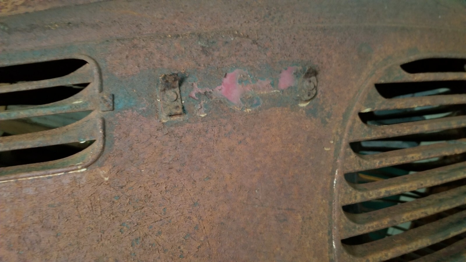 Classic Hood 1945 REO Speed Wagon Motor Truck Repurpose Portico Covered ...