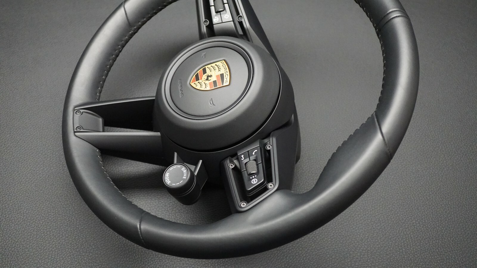 PORSCHE TAYCAN 9J1 TURBO MULTIFUNCTION STEERING WHEEL WITH AIRBAG ...