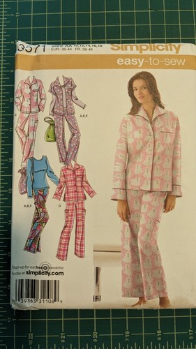 Simplicity 3571 Easy-to-Sew Women's Pajamas, Pajama Bag & Knit Top ...