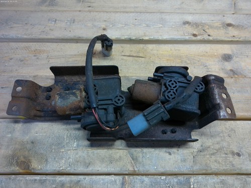 Jeep TJ Wrangler OEM Rubicon Locker Pumps and Bracket 2003-2006 FREE ...