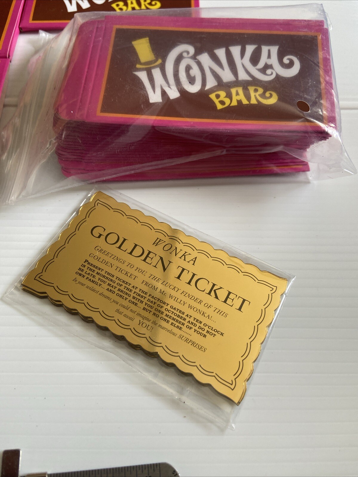 Lot of Willy Wonka Bars Resin Replica Chocolate Along W/ Sealed Golden ...