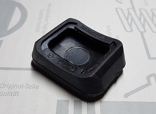 W124 Pedalgummi Handbremse Feststellbremse A 1244270382 online kaufen ...