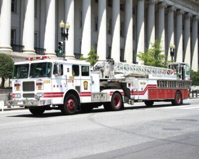 8x10 Color Photo of the Washington DC Fire Dept. Ladder Truck. | eBay