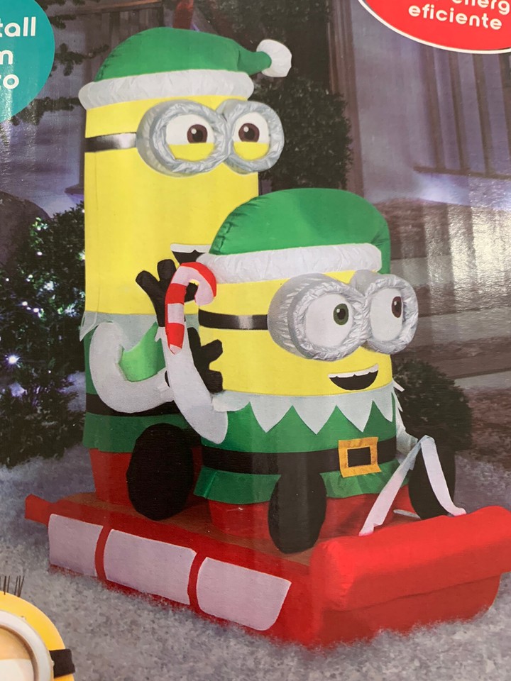 Gemmy 4.5 ft LED Christmas Minion Inflatable Minions on Sled Minion ...