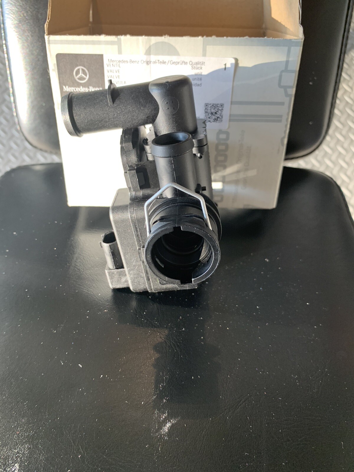 Genuine OEM HVAC Heater Control Valve for MERCEDES 2118320684 for sale ...