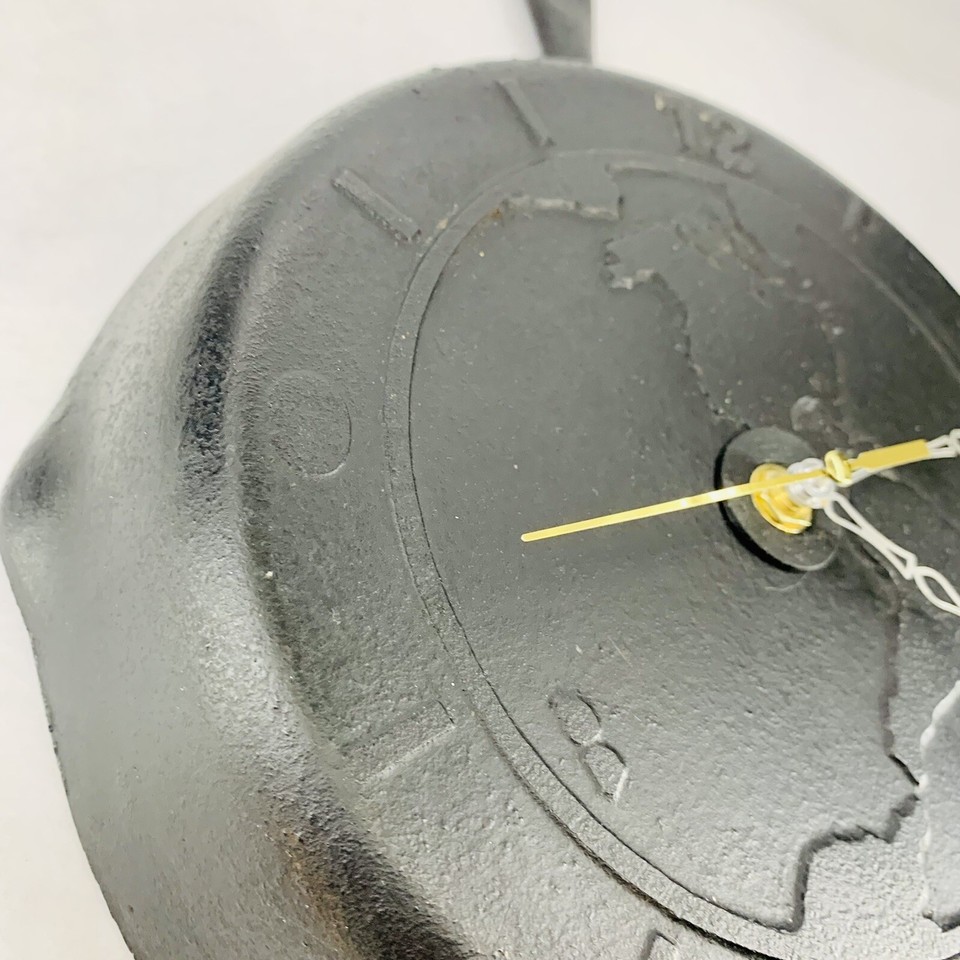 Rare Antique Black Cast Iron Skillet Clock 3D world map North South ...