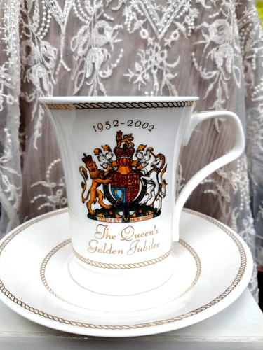 Dunoon Queens Golden Jubilee 1952 - 2002 Fine Bone China Cup and Saucer ...