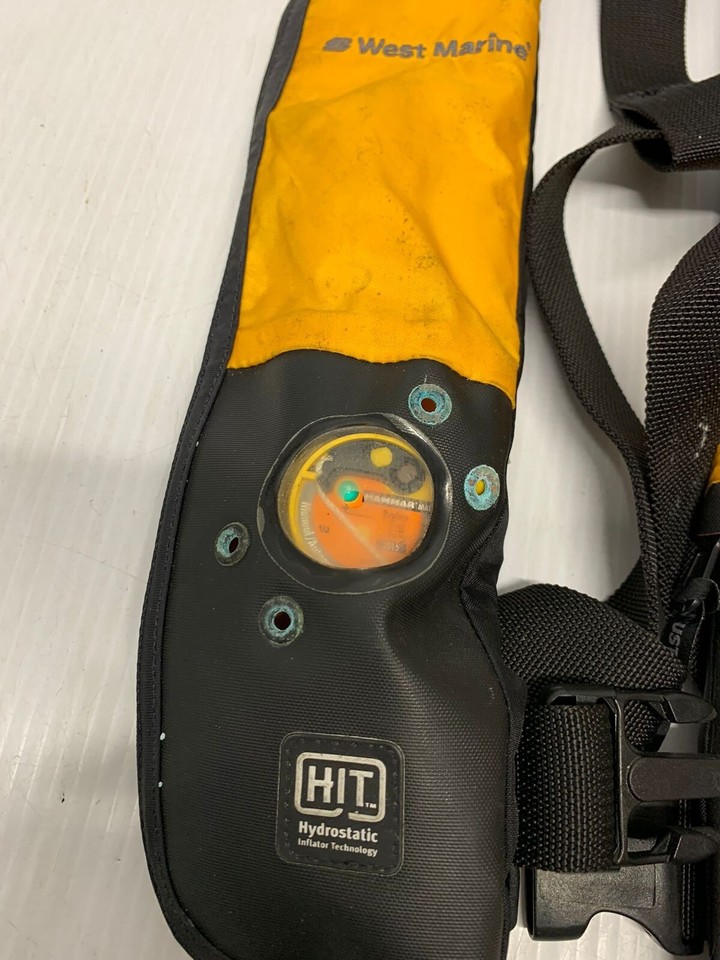 Mustang Survival Corp Inflatable PFD HIT Auto Hydrostatic Harness ...