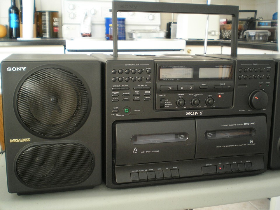 Sony CFD 740 boombox style portable CD player radio cassette, very ...