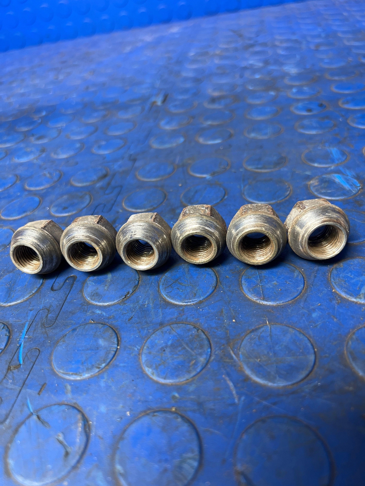 6 OEM FACTORY Lug Nuts Sierra Silverado 14x1.5 Tahoe Escalade OEM ...