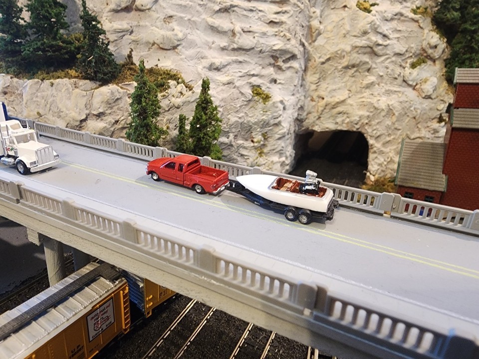 N scale Ford Truck and Speed Boat on Trailer finished model train ...