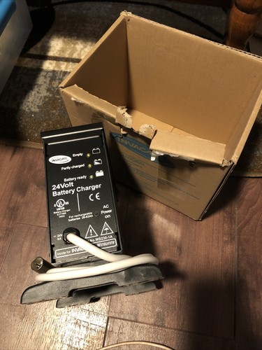 Invacare/Pride/Quantum 8 Amp 24 Volt Power Wheelchair Battery Charger ...