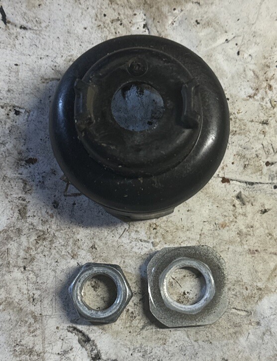 Briggs & Stratton CUP FLYWHEEL Part # 593960 Bin X | eBay