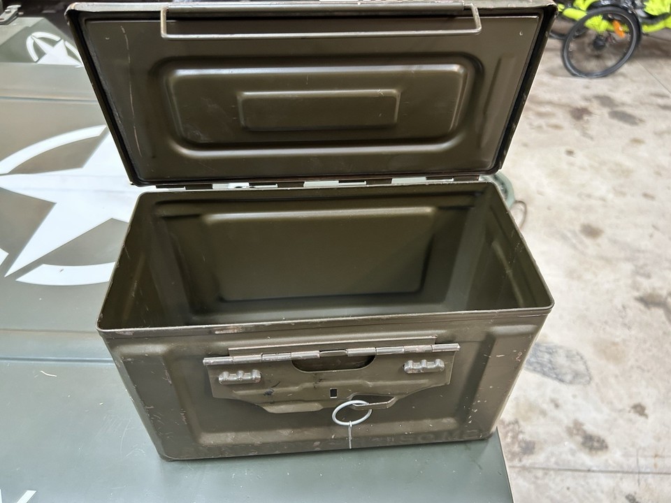 WW2 US .50 Caliber Ammunition Can - Manufactured By United | eBay