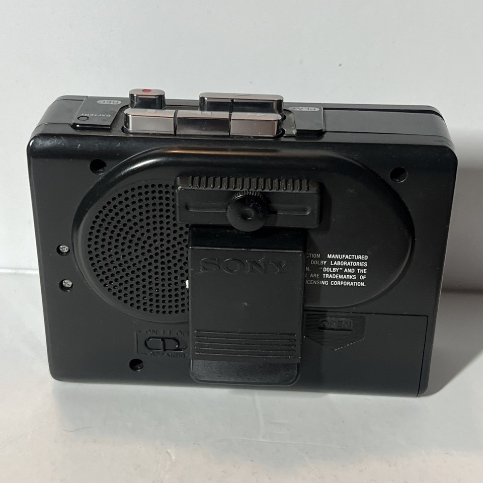 Sony Walkman WM-F76 FM/AM Cassette Player Tested Work. Fully Functional ...