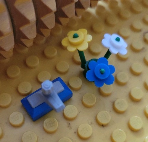 Vintage 80's Orig. Legos - BLUE/GRAY KITCHEN FAUCET AND FLOWERS LOT 2PC ...