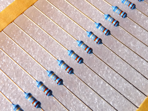 Yageo MF0207 - résistance couche métal 698K 0,6W 1% 50ppm - 25pcs | eBay