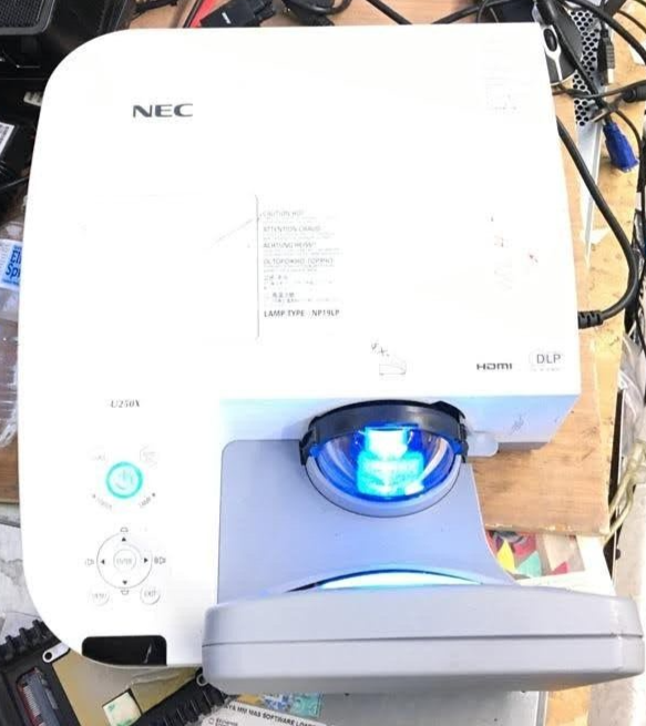 NEC U250X DLP HDMI Short Throw Projector | eBay UK
