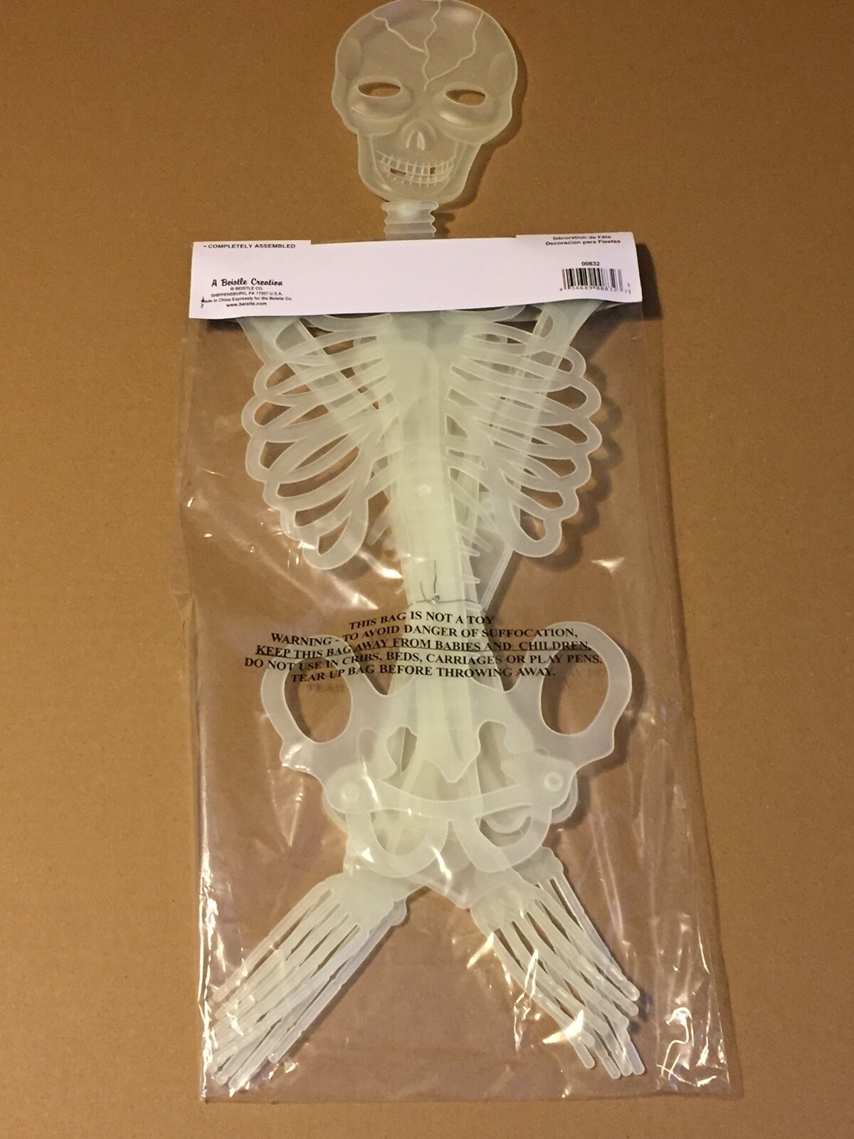 HALLOWEEN BEISTLE PLASTIC NITE-GLO RETRO 4 FT SKELETON | eBay