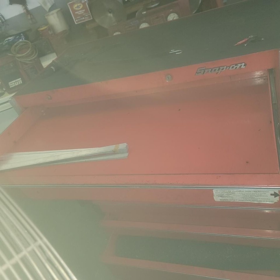 SNAP ON Tool Box KRL-1003 Red Triple Bank with 17 Lock n Roll Drawers ...