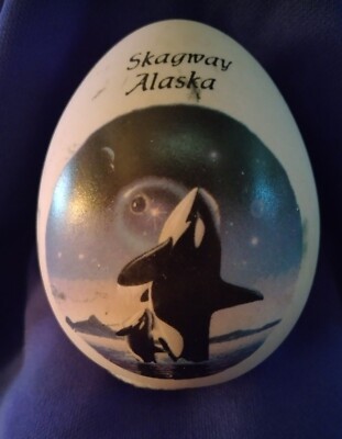 Womack's Collectibles USA Painted Porcelain Egg Whale Scene Sitka ...