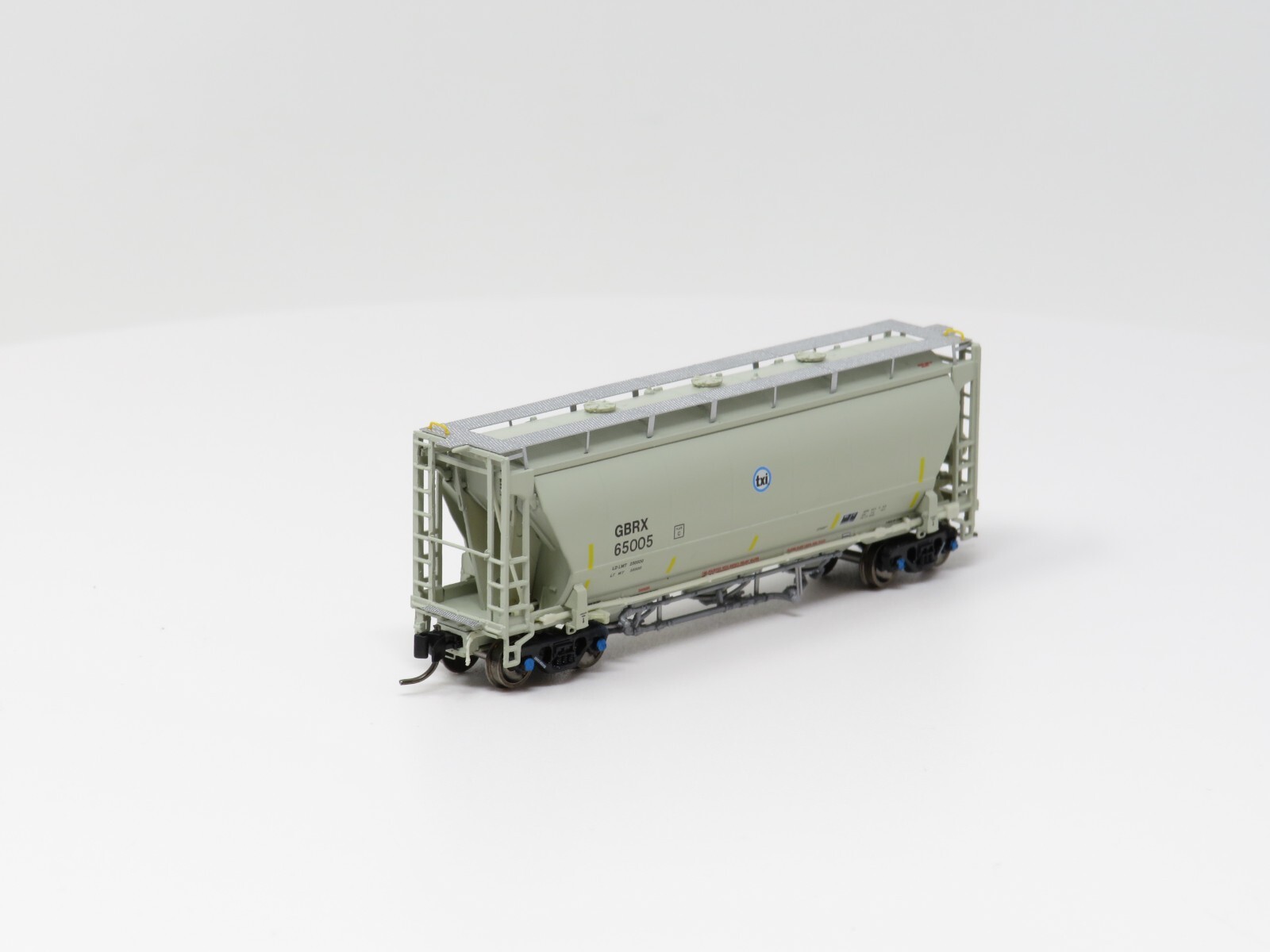 Atlas 50006218 TXI GBRX Trinity 3230 Covered Hopper Freight Train Car ...