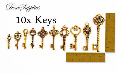 10 x Royal Skeleton Key Antique Old style key charms sorted designs ...