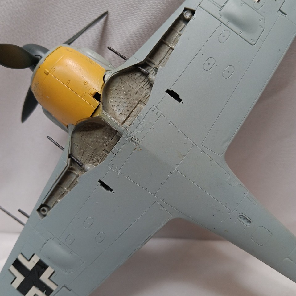 Well Built Hasegawa 1/48 Focke-Wulf Fw 190 A-3 Needs Wheel/Gear Repair ...