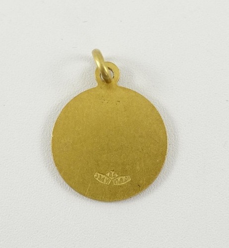 18K yellow gold ladies 7/8" AVE MARIA religious disc pendant charm ...