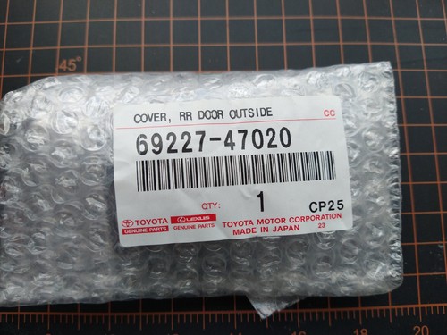 FACTORY TOYOTA REAR OUTSIDE HANDLE COVER 69227-47020 18-23 NEW | eBay