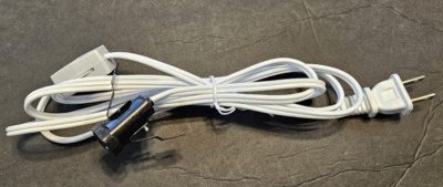 6' WHITE LAMP CORD SET WITH CLIP IN CANDELABRA SOCKET AND LINE SWITCH ...