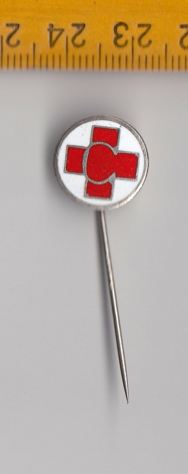 Vintage RED CROSS pin badges brooches Rode Kruis Rotes Kreuz Medical ...