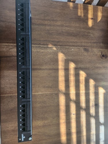 Leviton Gigamax Cat5e 24 Port Patch Panel (Cat 5e) With Hinged Bracket ...