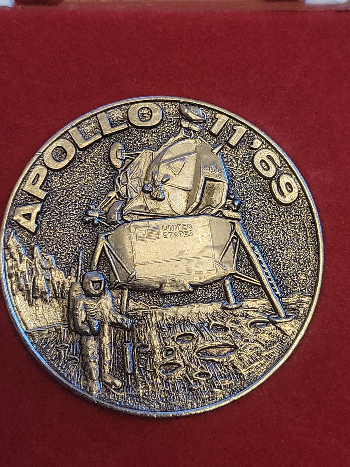 Vtg Apollo11-1969 First Set Foot on Moon Medallion Rare United States ...