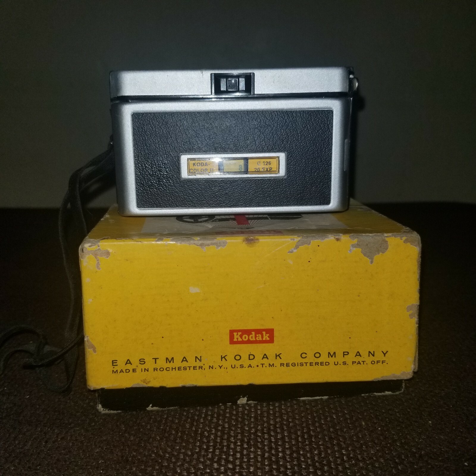 Vintage 1960s Kodak Instamatic 104 Film Camera. | eBay