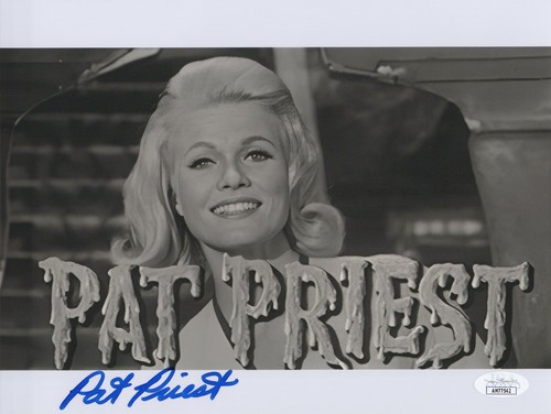 PAT PRIEST Signed THE MUNSTERS 8x10 Photo MARILYN MUNSTER Autograph JSA ...