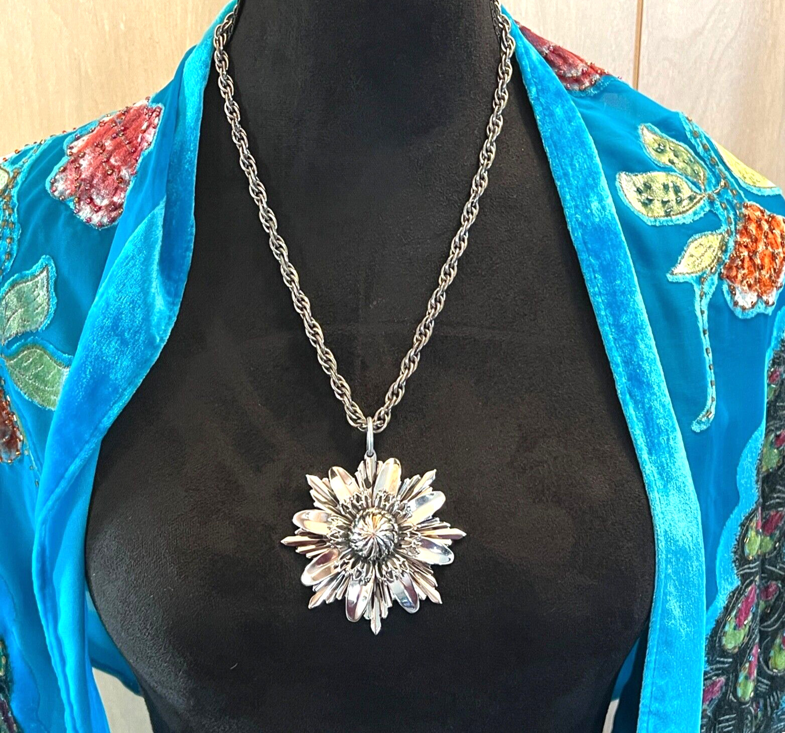 Vintage Large Flower Pendant Necklace 1970's Silver T… - Gem