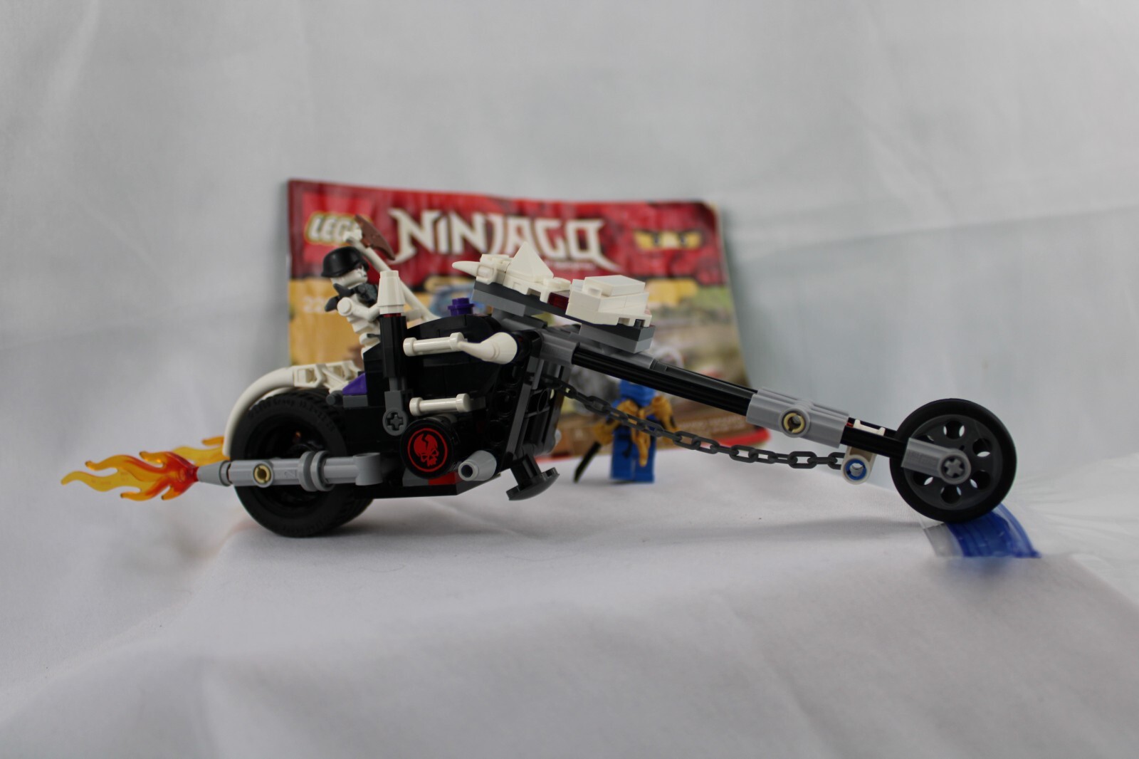 LEGO NINJAGO (2259) Skull Motorbike 100% Complete With Instructions No ...