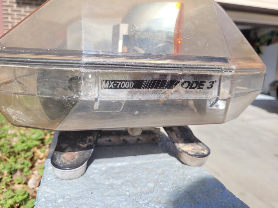 47" Code 3 MX-7000 Emergency Amber Roof-Mounted Lightbar | eBay
