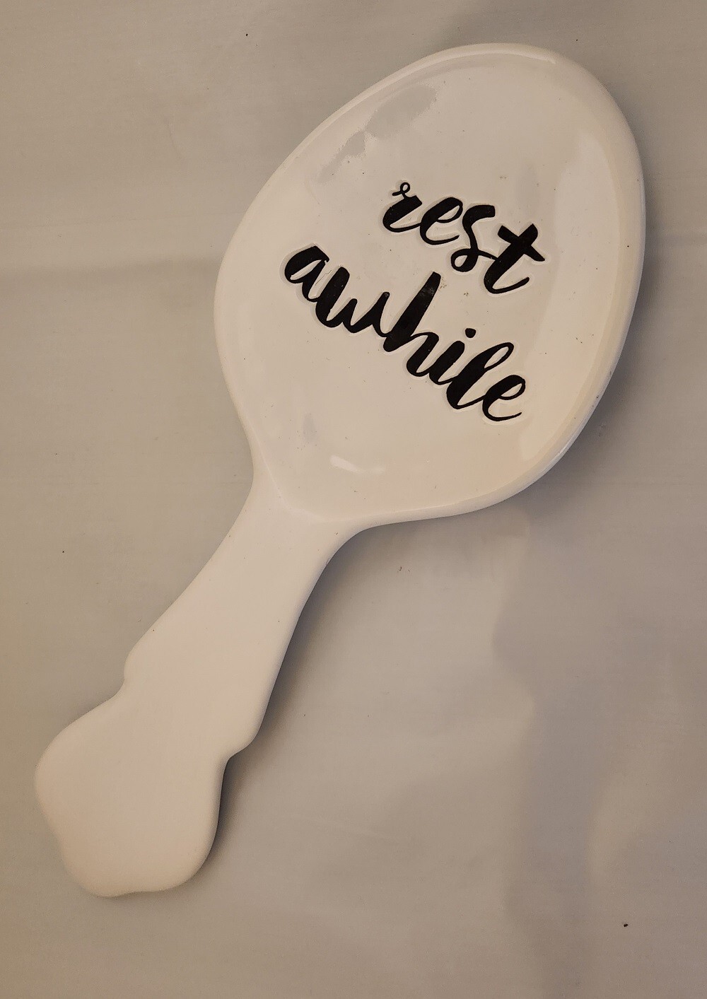 Ceramic Spoon Rest saying "Rest Awhile" novelty spoon rest - length 10 ...