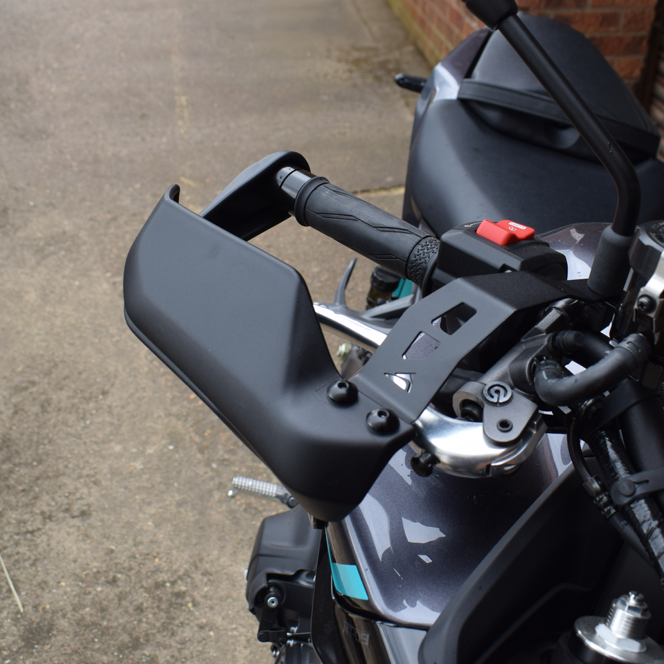 Pyramid Handguards Wind Deflectors Matte Black Yamaha MT-09 & SP 2024 ...