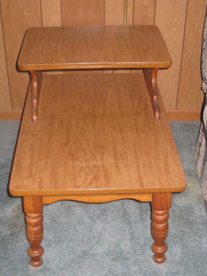 MAPLE END TABLE~ 2 TIER W/ SCRATCH RESISTANT TOP FINISH ~ LN | eBay