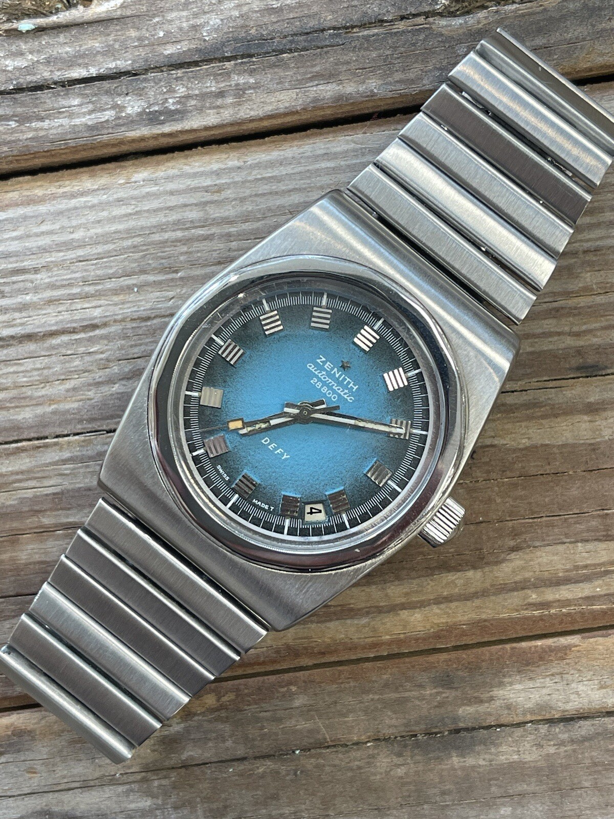 Vintage Zenith Defy Blue fume Sunburst Dial a7682 Automatic Watch | eBay